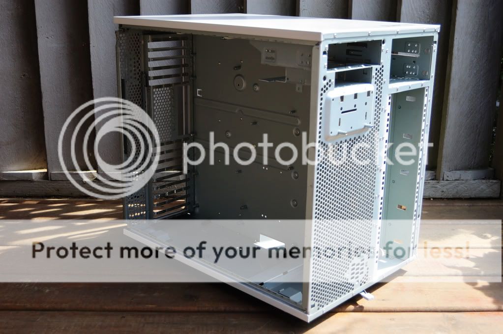 Old-school 'doublewide' server case: modder's dream!! | Overclock.net