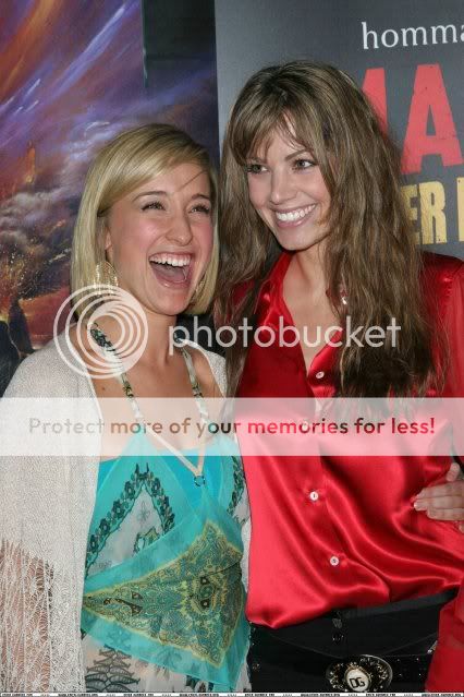 Erica Durance - Erica & Allison #1: B/C They look so cute together ...