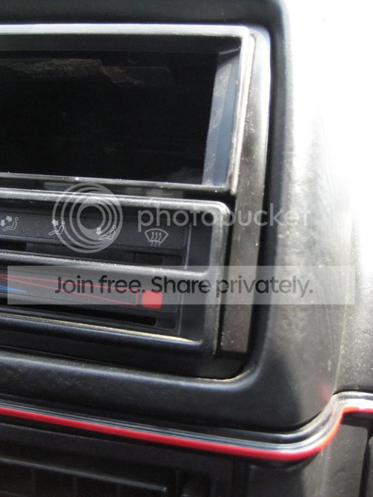 Radio Delete Panel vs. Alternative dash bezel question ... | VW Vortex ...